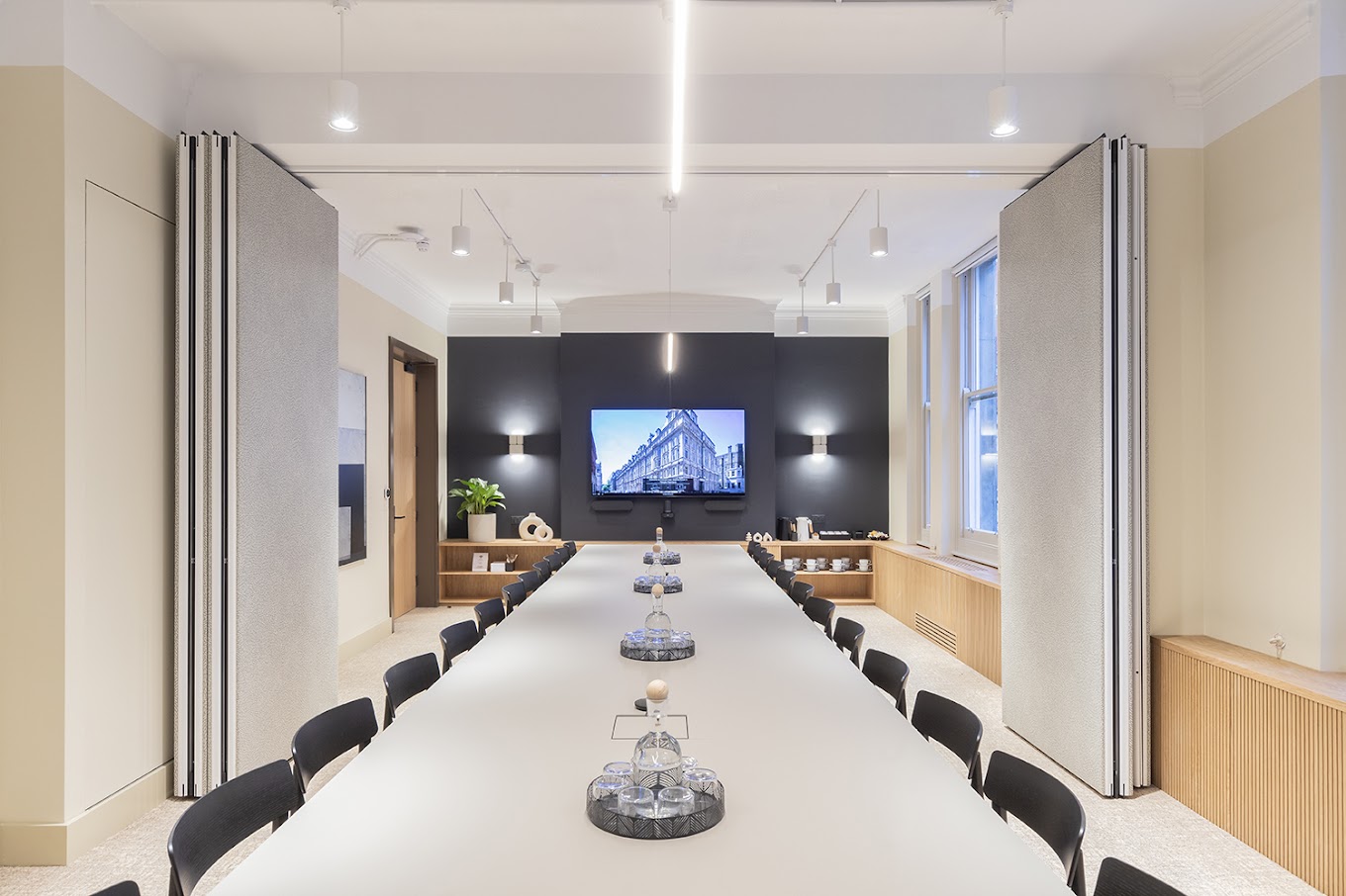 16 Person Private Office at 3-7 Temple Avenue, London | Office Hub