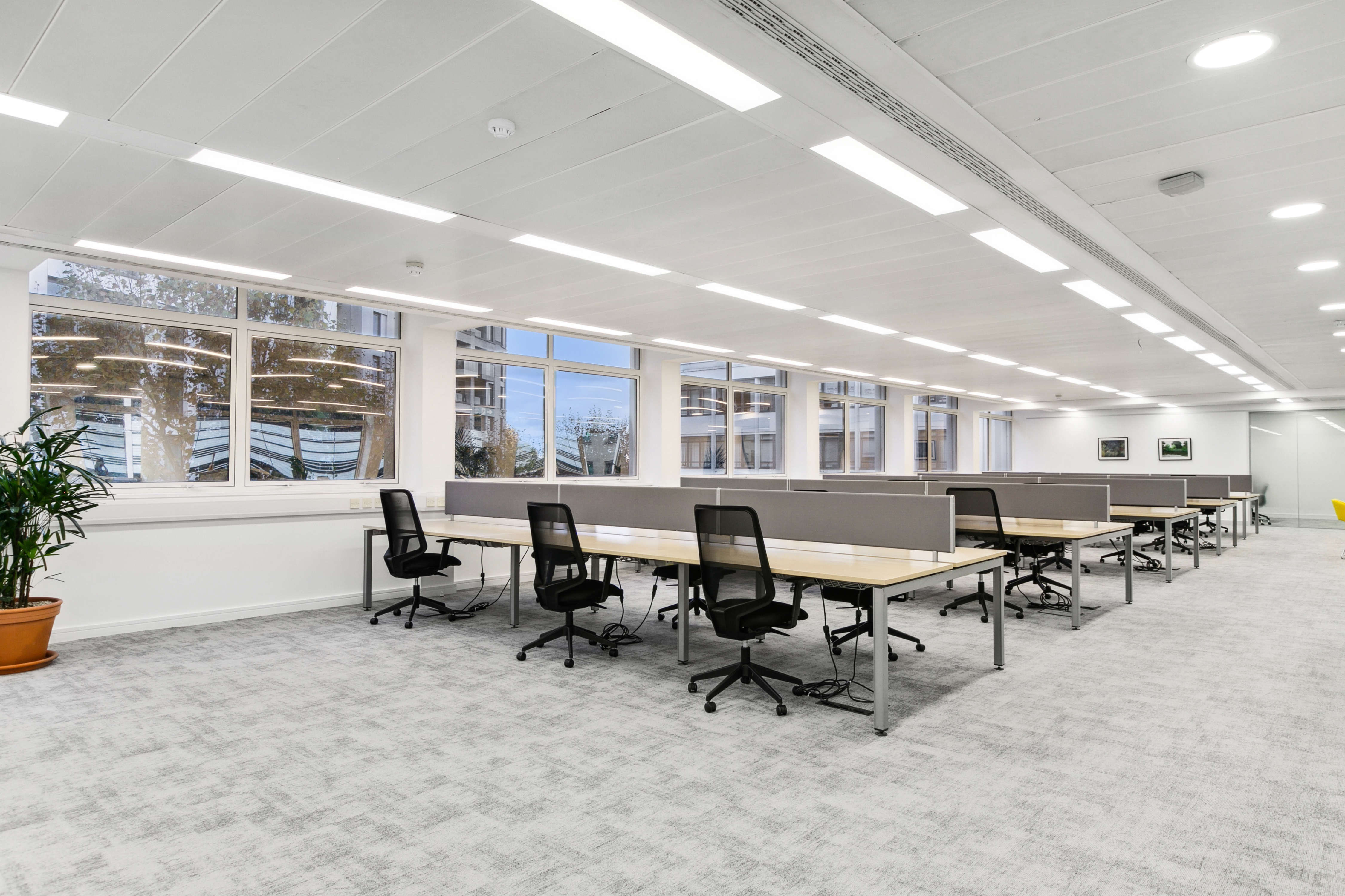 25 Person Private Office at 5-17 Hammersmith Grove, Hammersmith ...