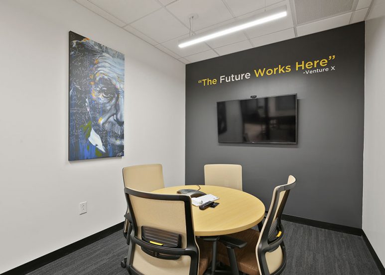 8 Person Private Office at 5301 Alpha Road, Dallas | Office Hub