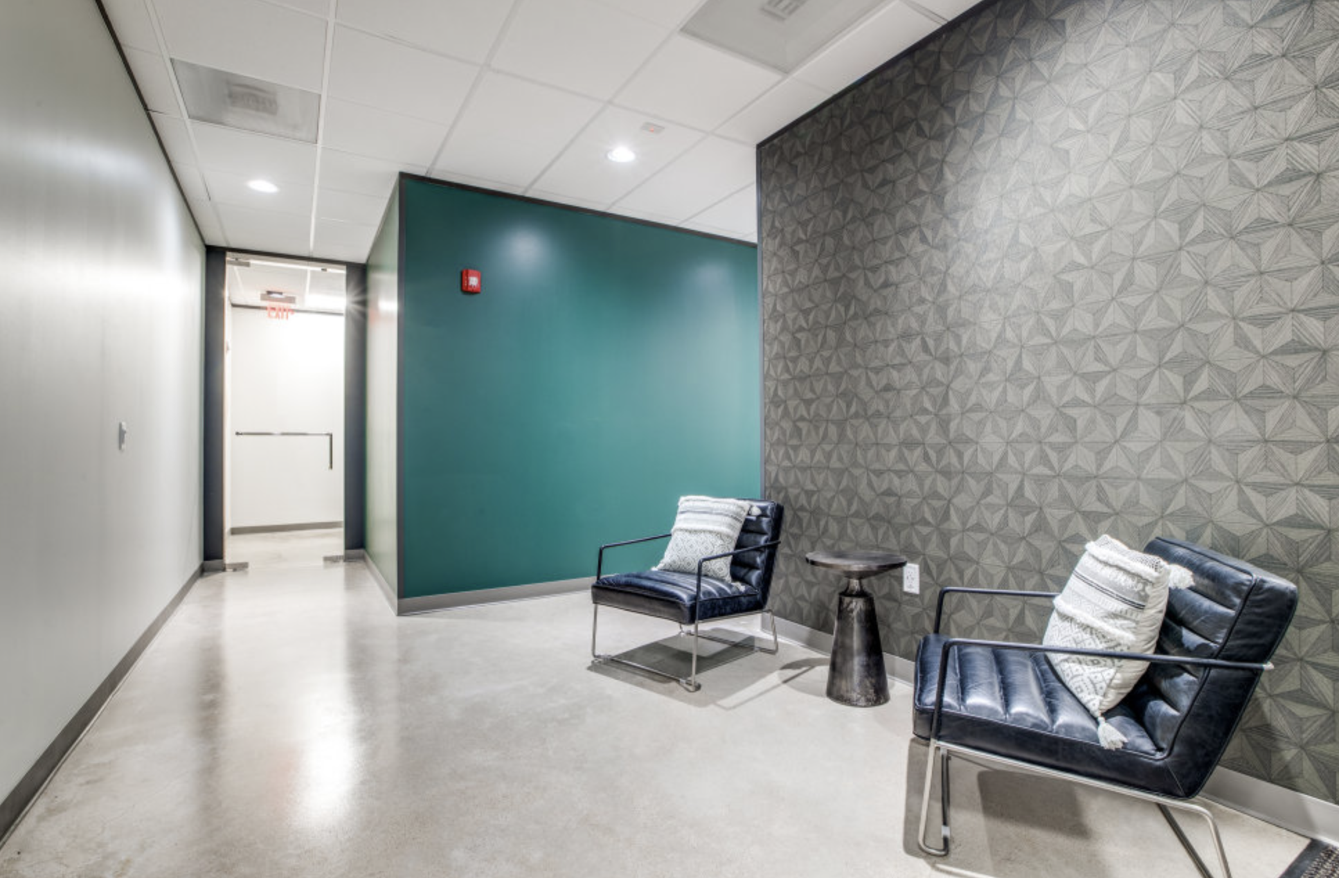 5 Person Private Office at 340-350 N Sam Houston Pkwy E, Houston ...