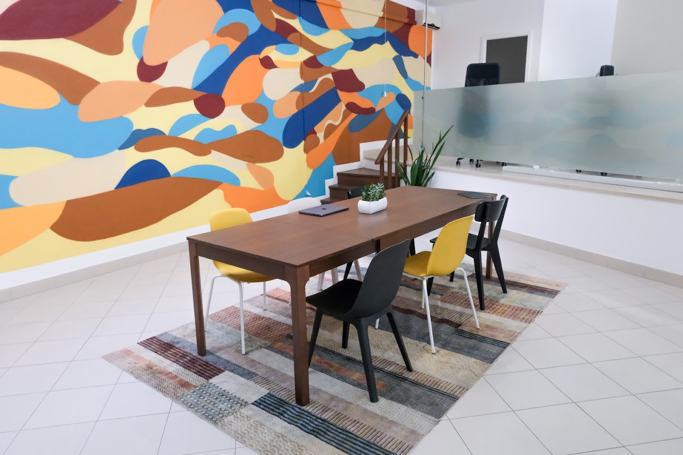 Sublease Office Space in Santo Tirso | Short-Term Rentals from €192/mo