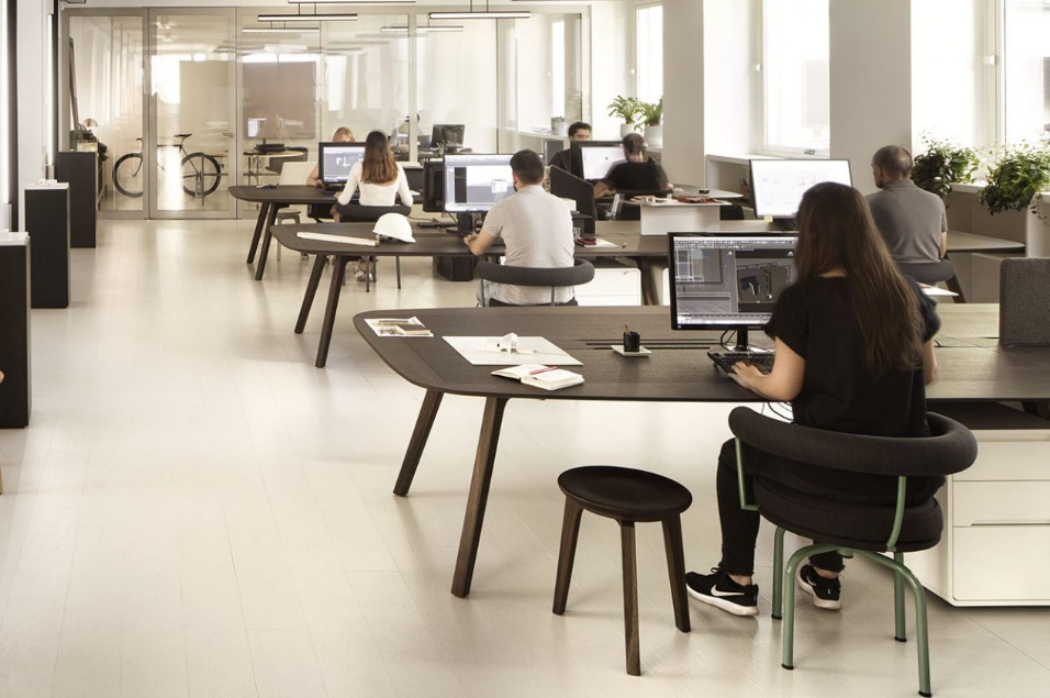 Office Space for Rent in Feucht | From €220/desk/mo