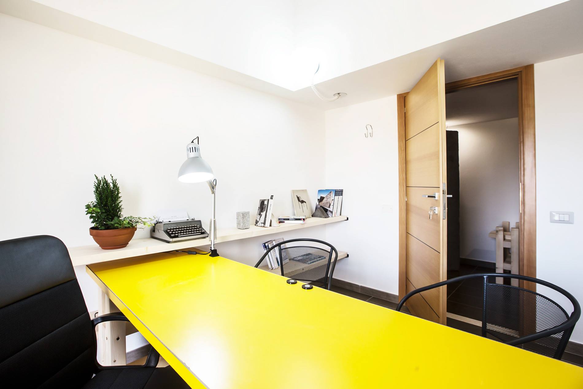 Flexible Office Space in Sinnai Ca | No Lock-In from €241/mo