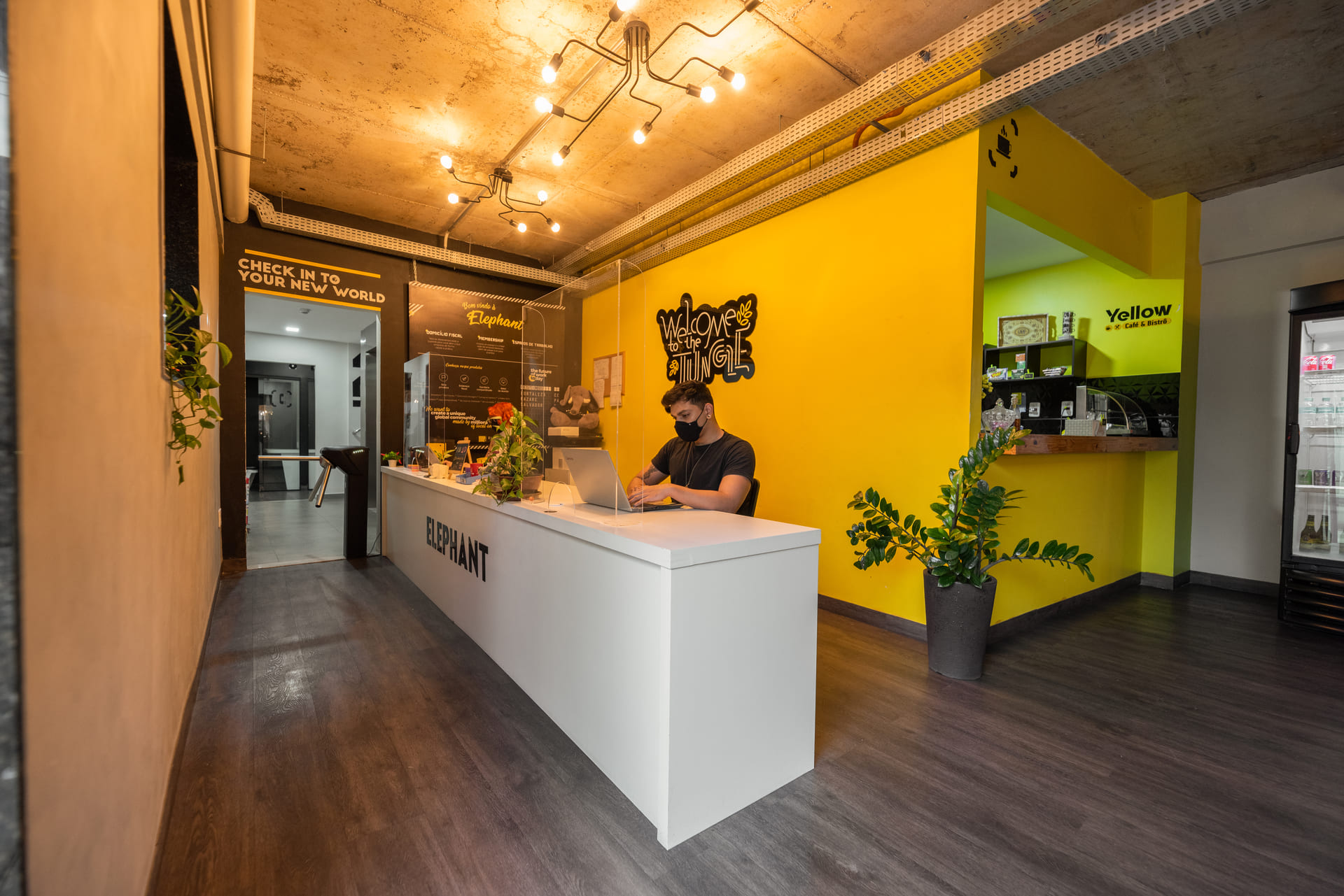 4 Person Coworking Space at 153 Av Gov José Malcher - Nazaré, Belém | Office Hub