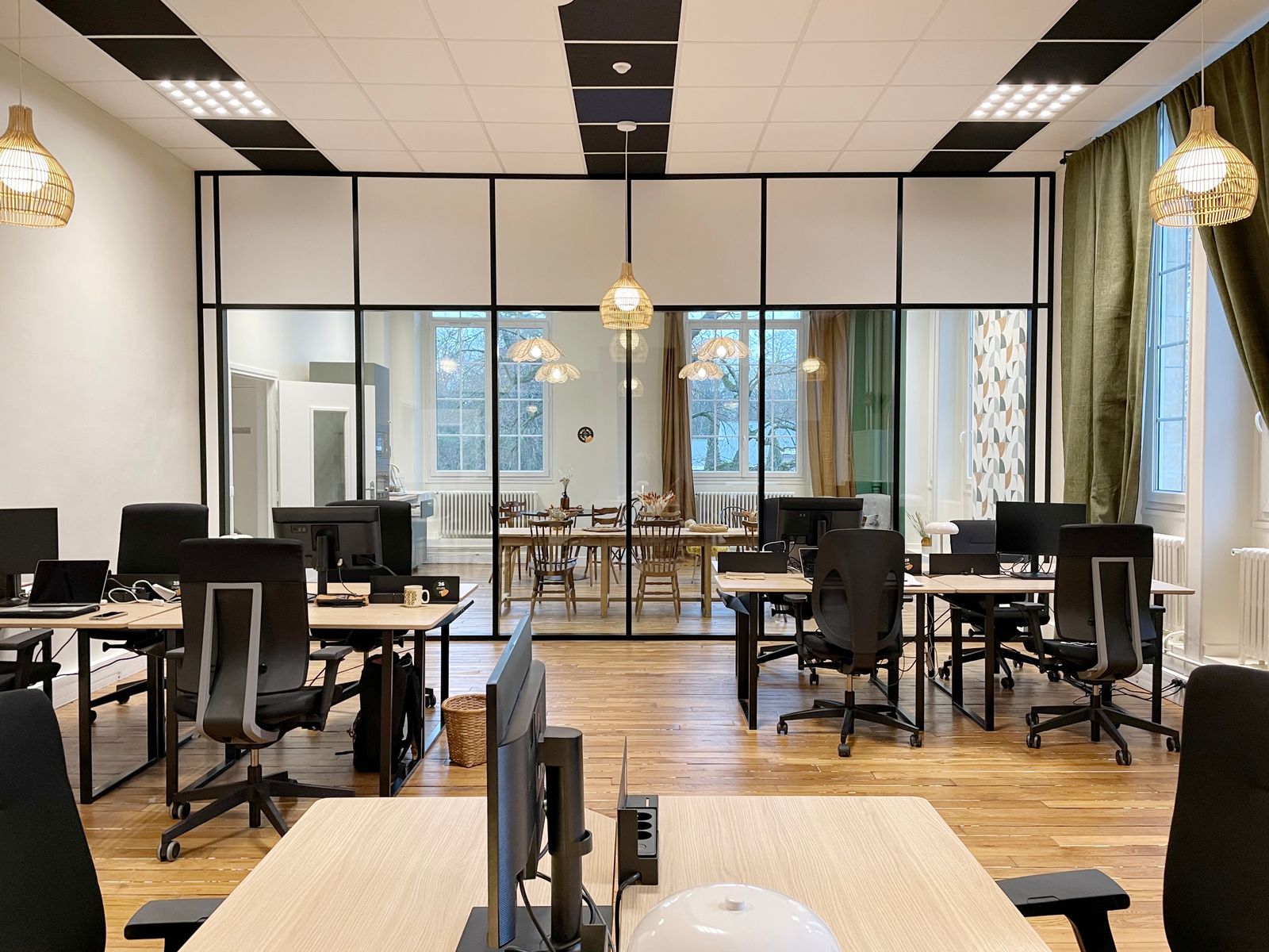 Virtual Office in Antony | Business Address from €68/mo