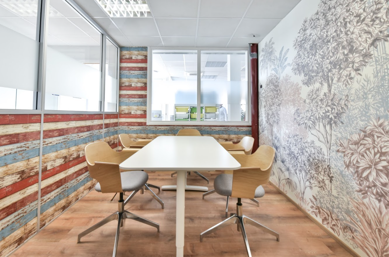 3 Person Private Office at 25 Rue De L'étoile Du Matin, Saint-nazaire ...