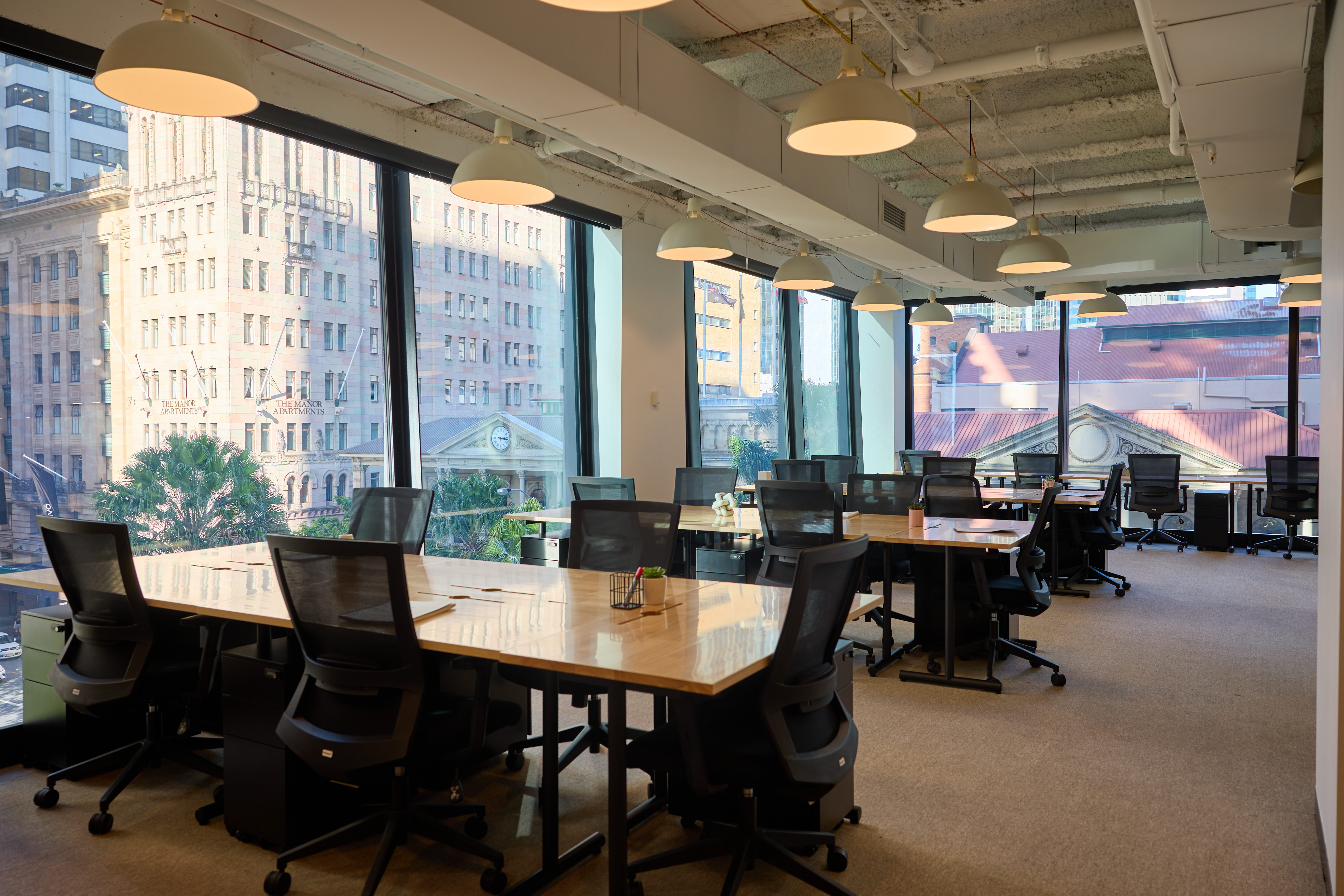 6 Person Private Office at 260 Queen Street, Brisbane City | Office Hub