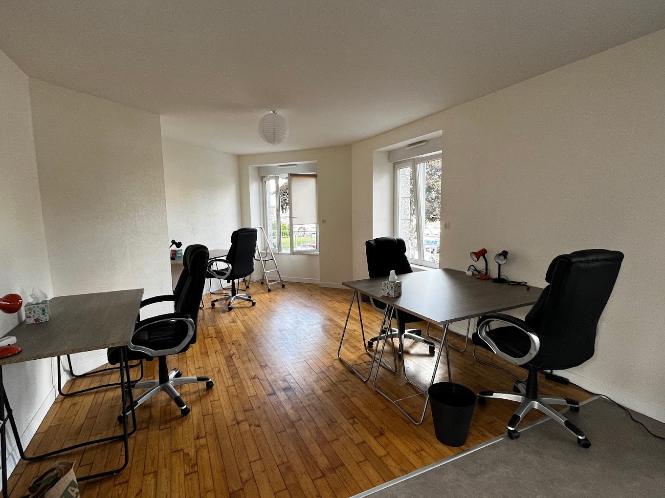 Office Space for Rent in Douarnenez | For Rent