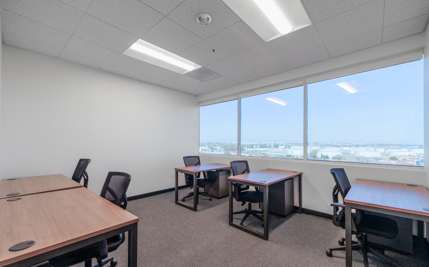 Flexible Office Space in Carson, CA | No Lock-In from $425/mo