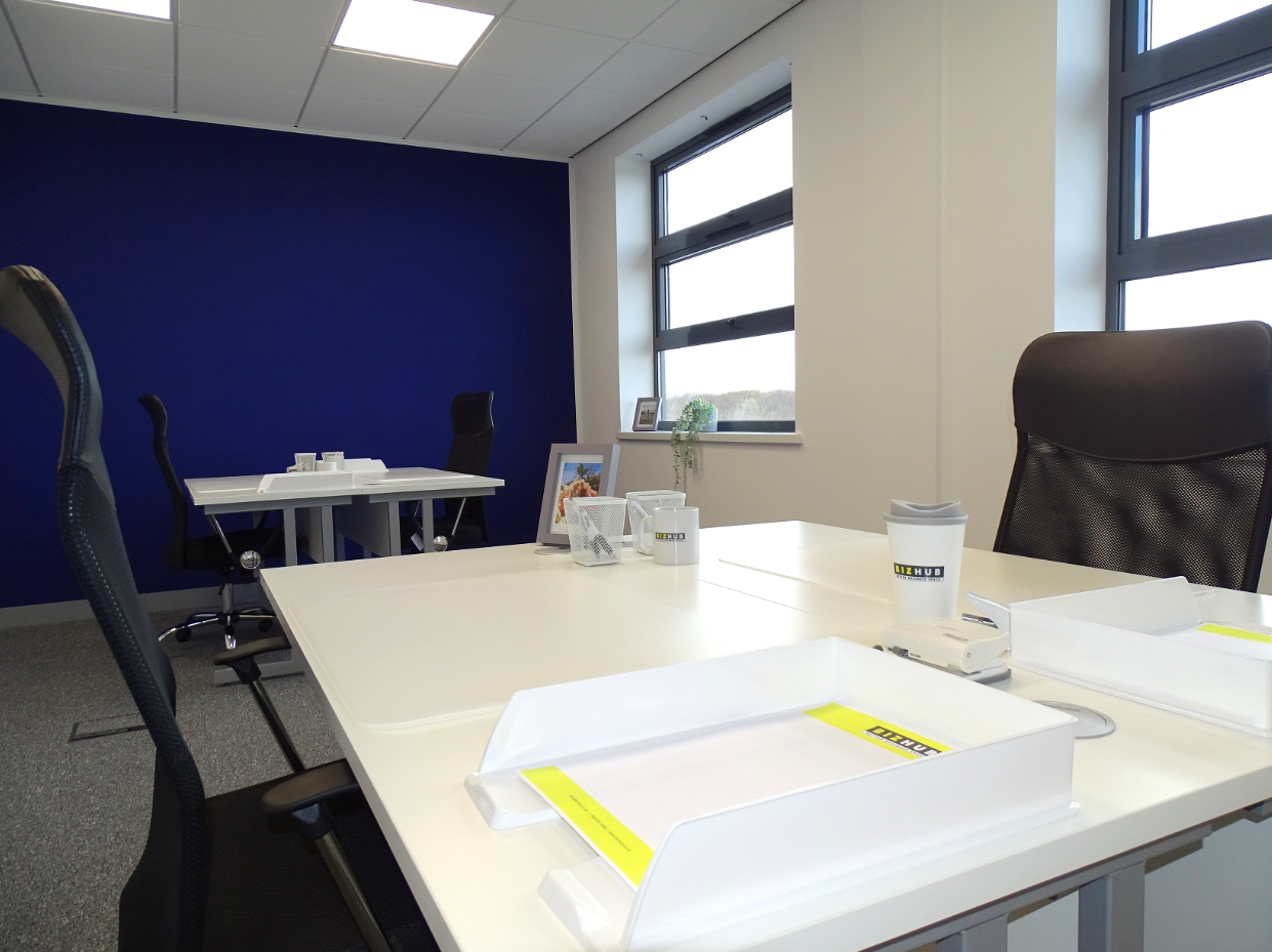 15 Person Enterprise Office at Longﬁelds Court, Barnsley | Office Hub