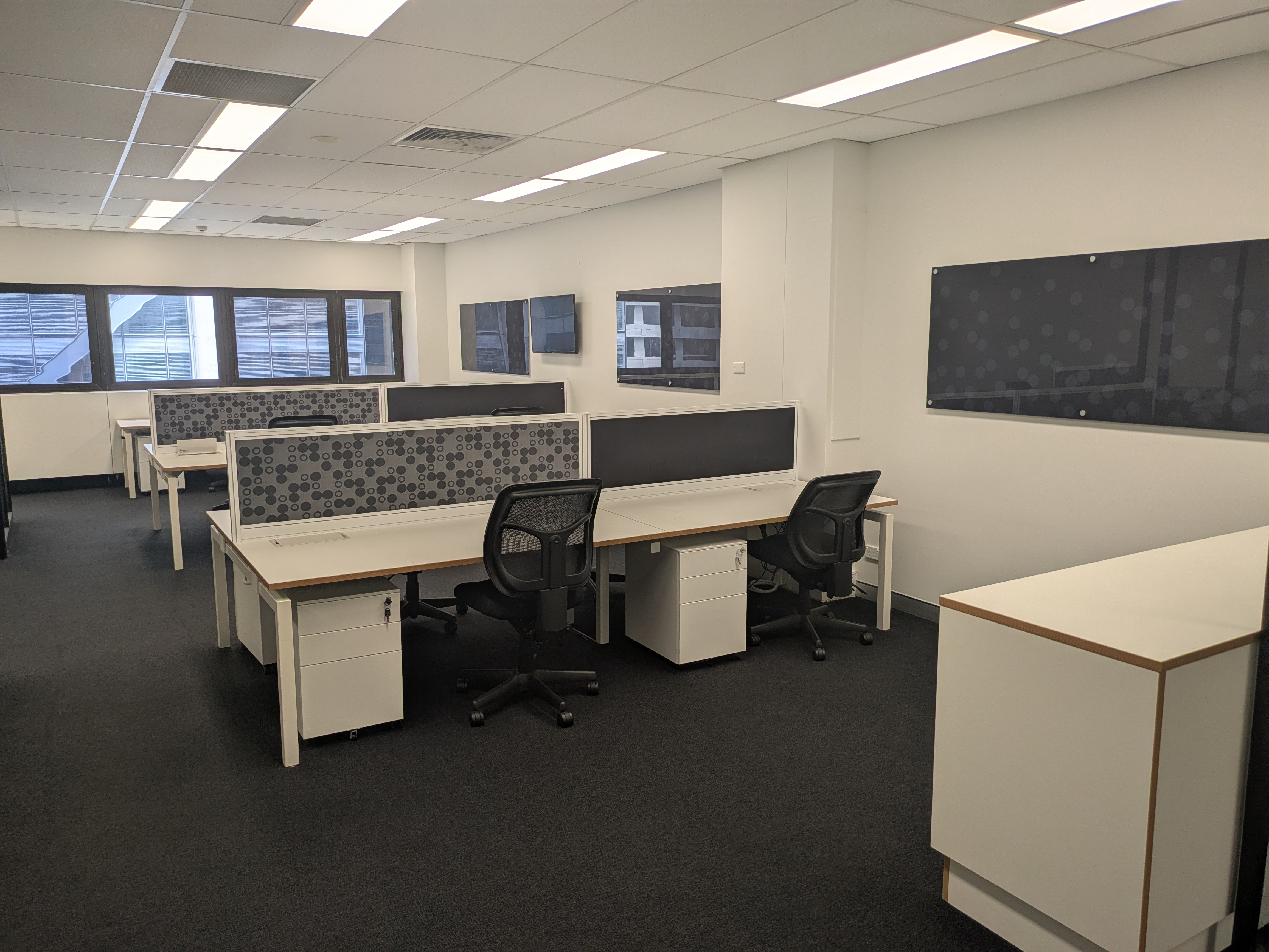 12 Person Sublet Office at 121 Walker Street, North Sydney | Office Hub