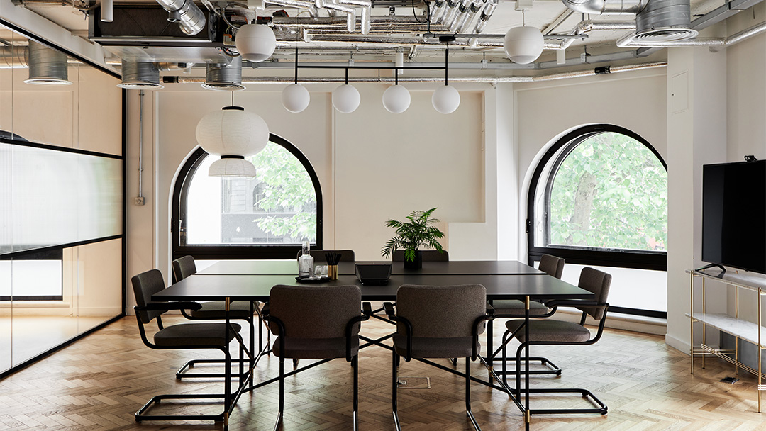 7 Person Private Office at 15-19 Bloomsbury Way, Holborn | Office Hub