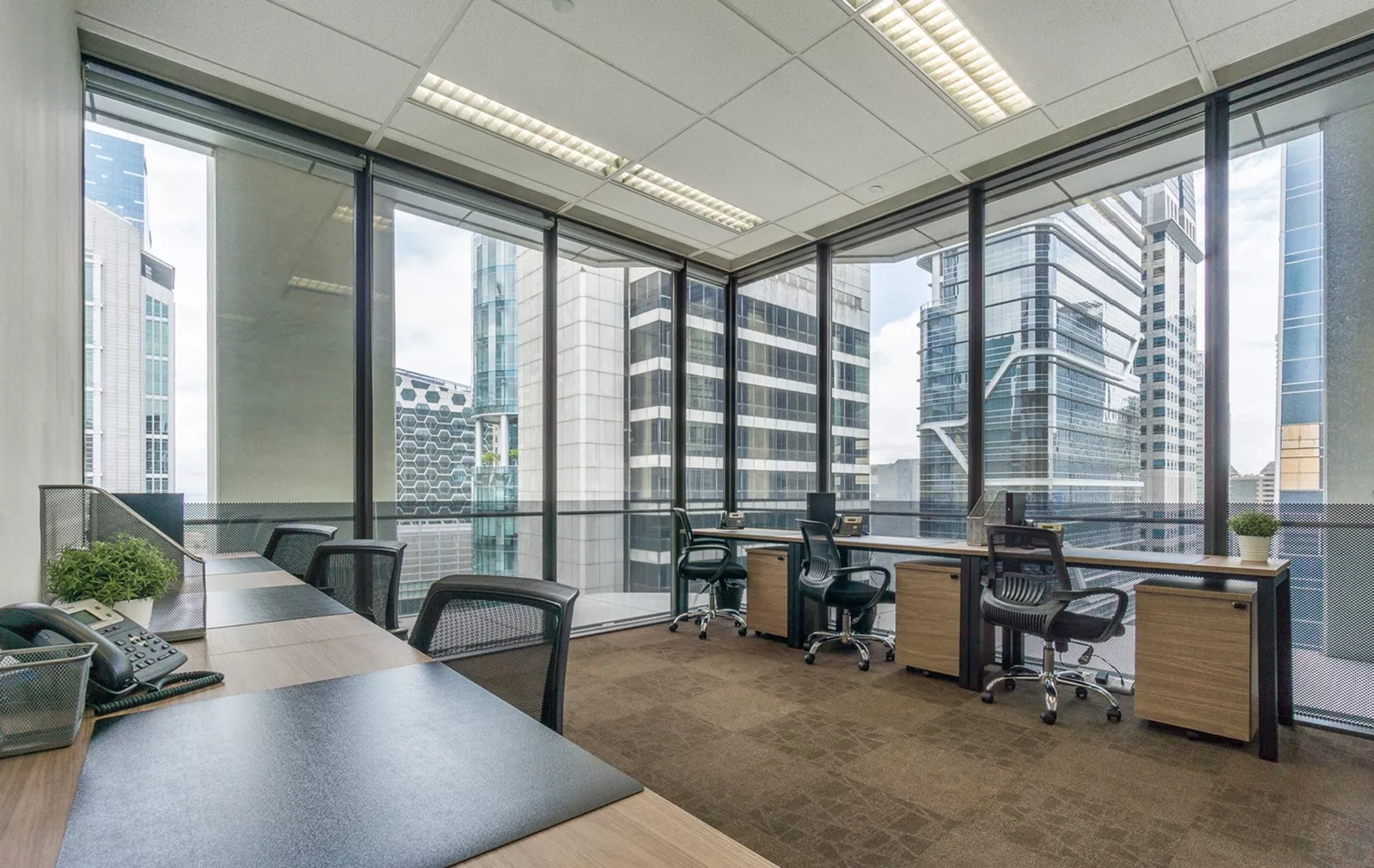 3 Person Private Office at 20 Mccallum Street, Singapore | Office Hub