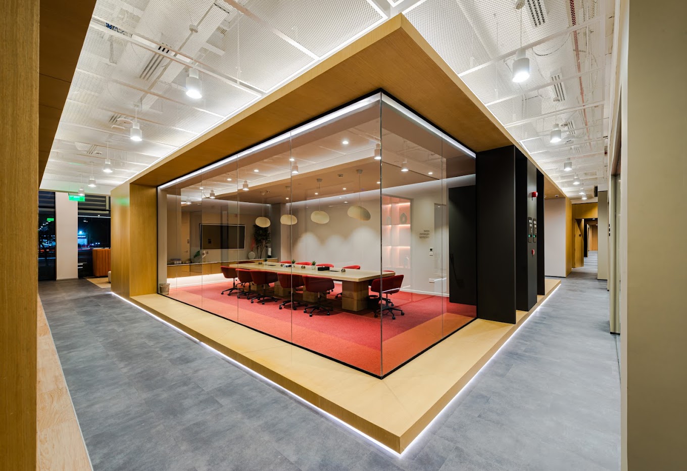 8 Person Shared Office at 6629 King Abdulaziz Branch Road King Salman ...