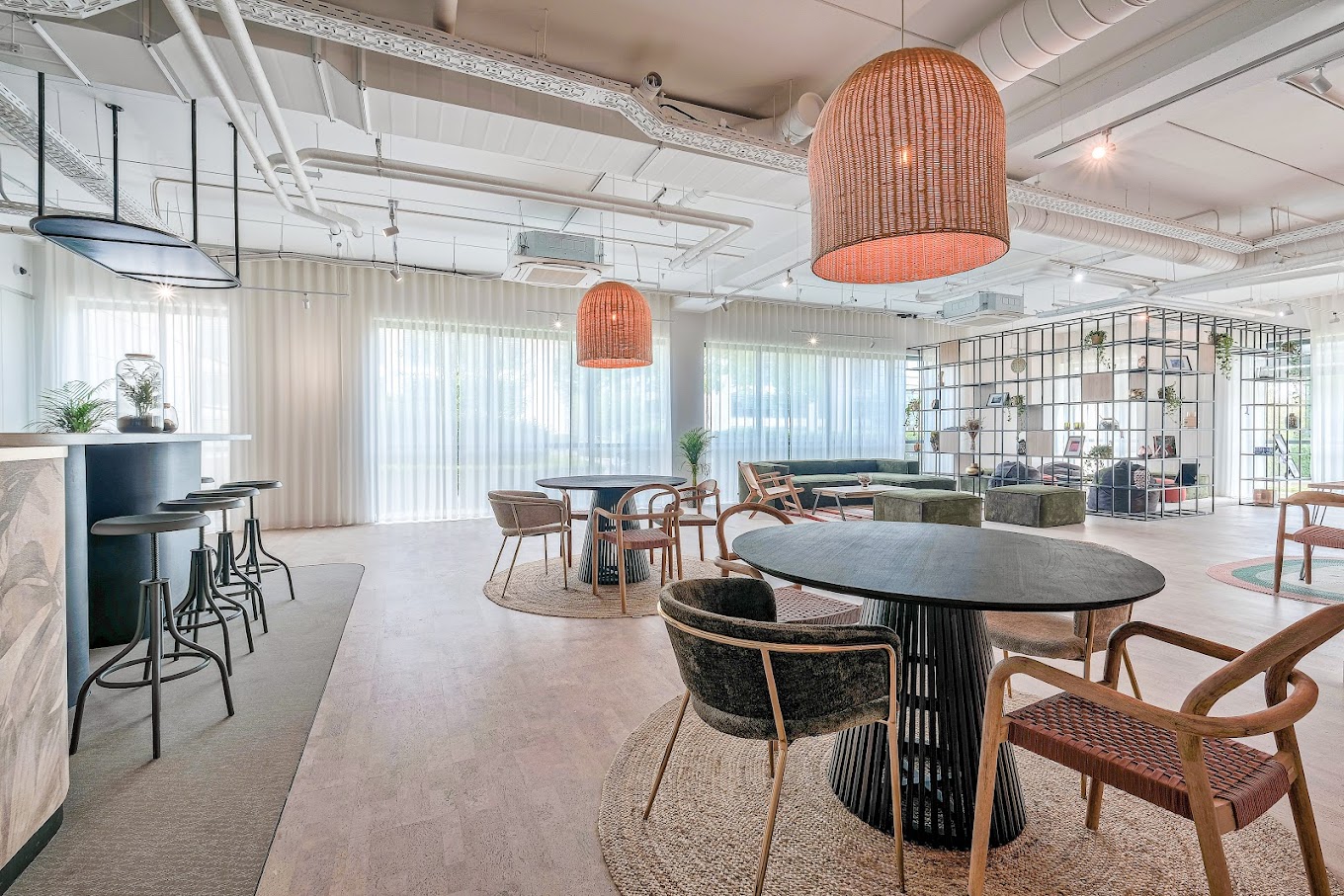 3 Person Coworking Space at 2/4 Bd Michael Faraday, Serris | Office Hub