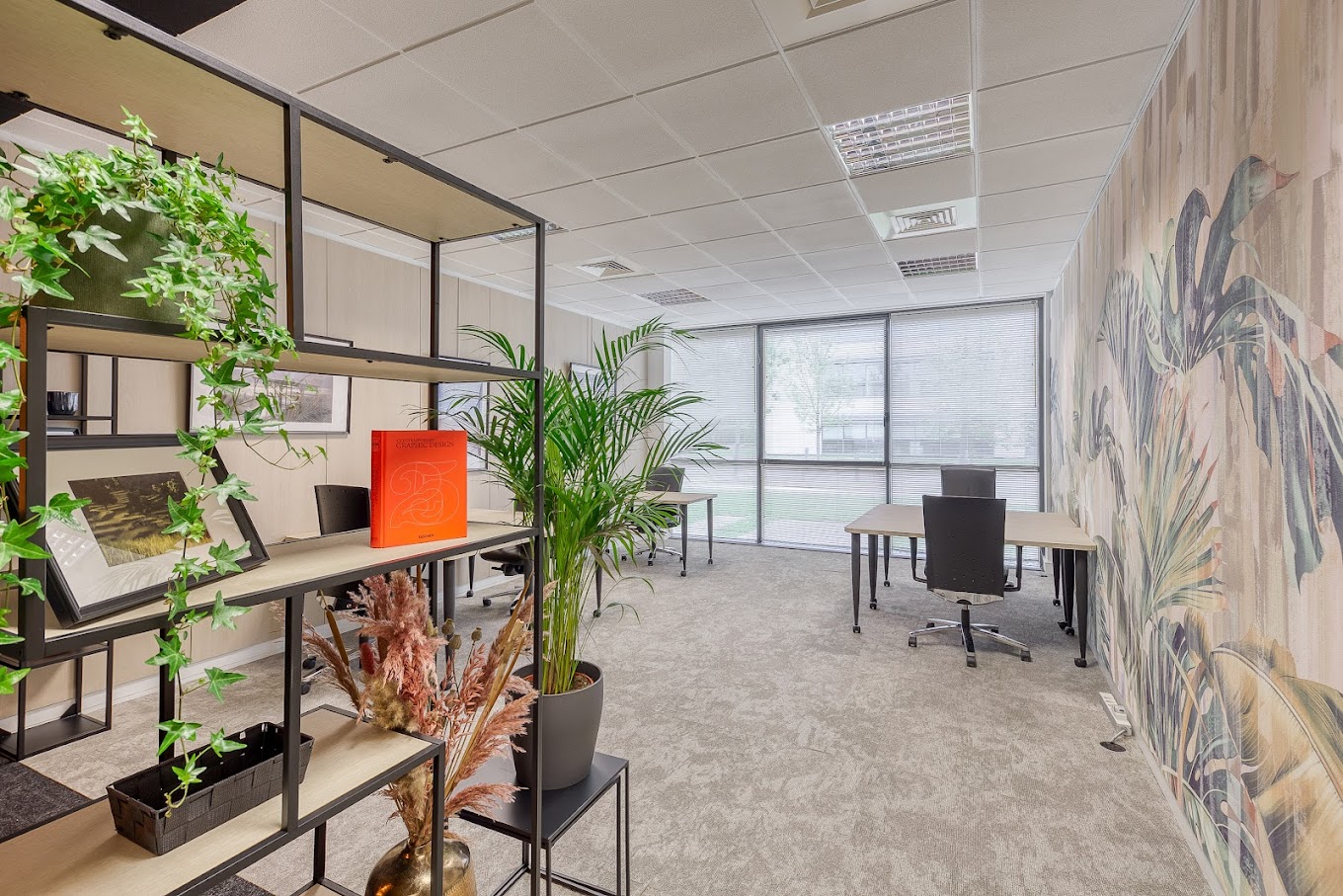 3 Person Coworking Space at 2/4 Bd Michael Faraday, Serris | Office Hub