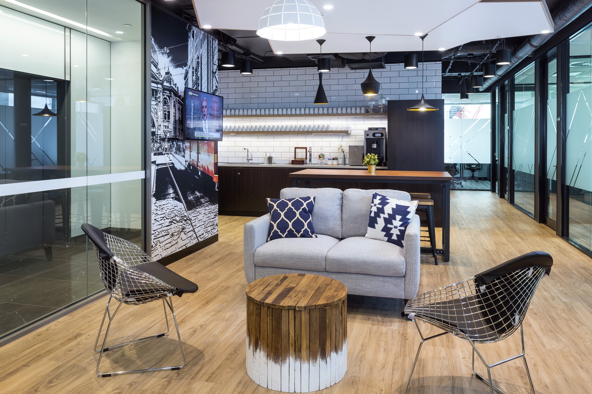 7 Person Private Office at 459 Collins Street, Melbourne | Office Hub
