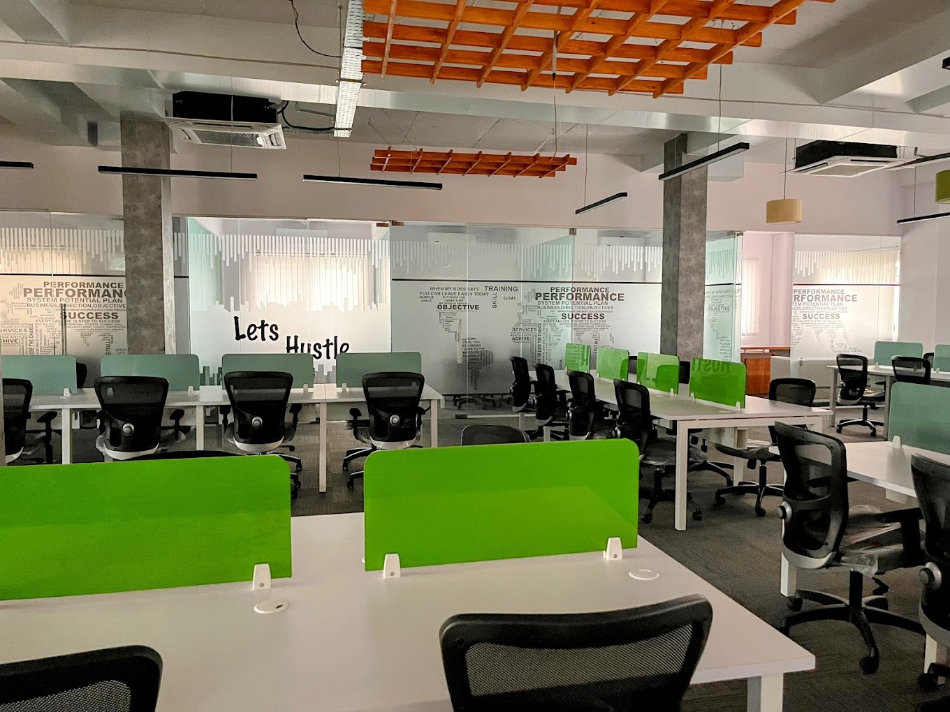 11 Person Private Office at 1 Ayana Tree Kempapura Road Dasarahalli ...