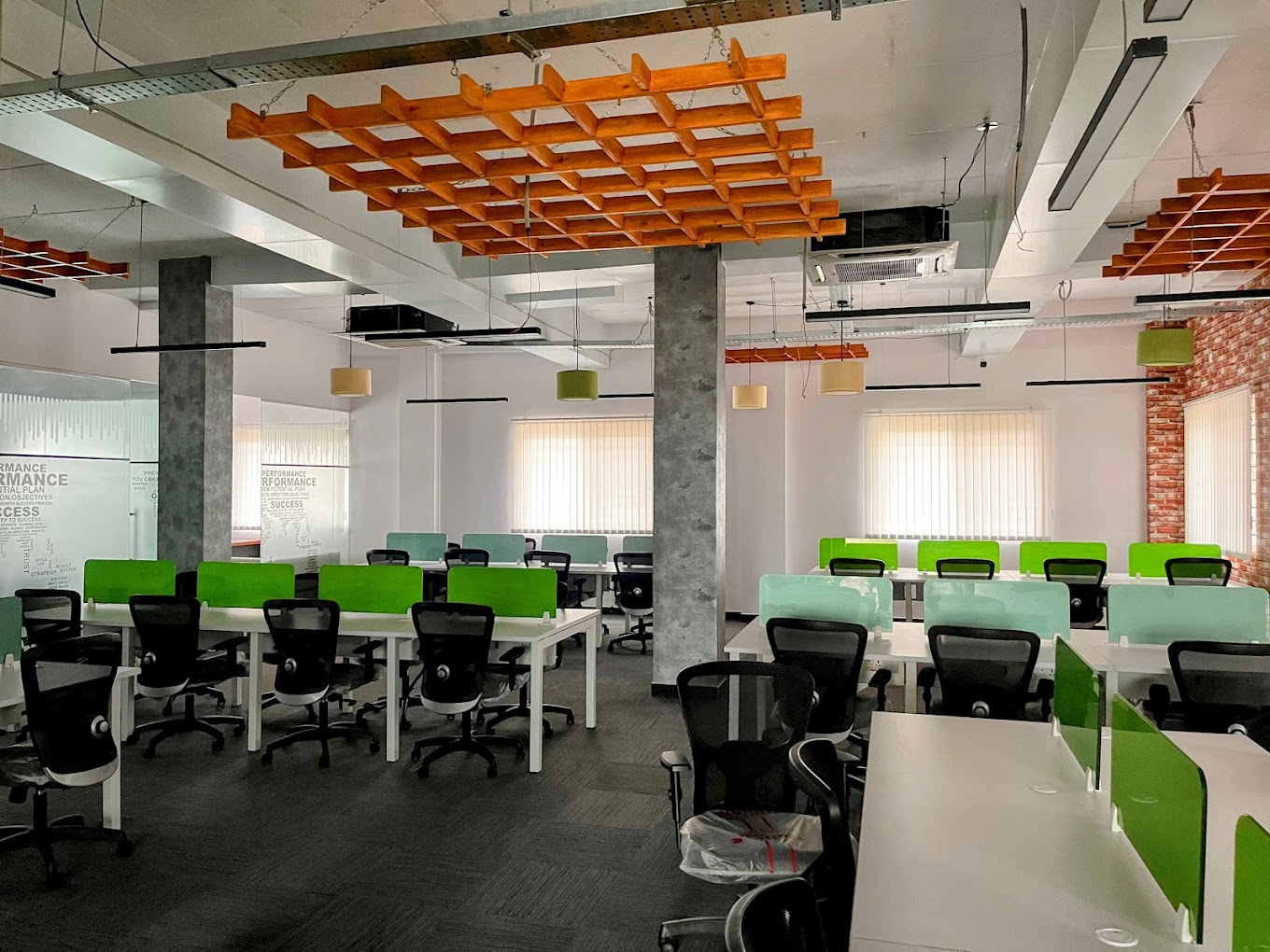 11 Person Private Office at 1 Ayana Tree Kempapura Road Dasarahalli ...