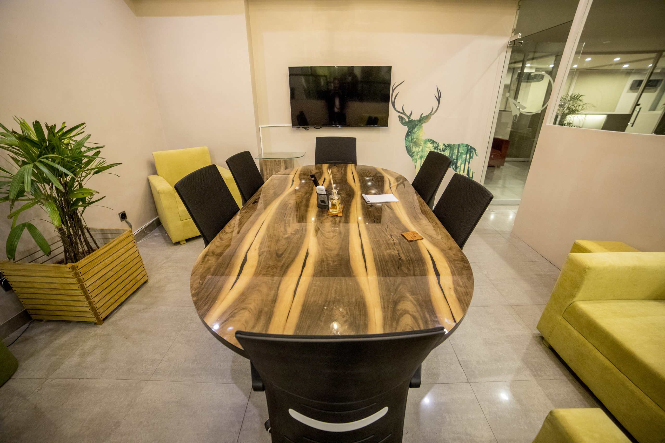 5 Person Coworking Space at 69-B Main Blvd Gulberg Block H Gulberg 2 ...