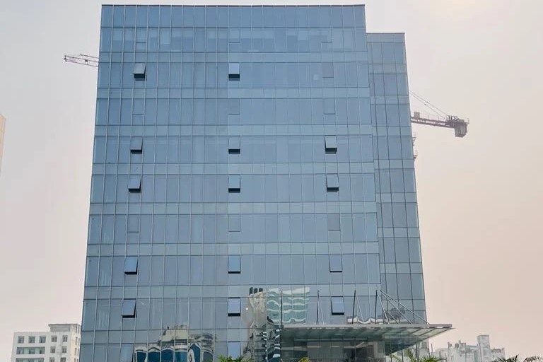 4 Person Coworking Space at C-27 C Block Phase 2 Industrial Area Sector ...