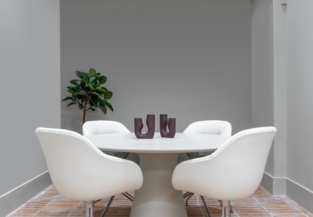 62 Person Managed Space at 60 Ironmonger Row, Greater London | Office Hub