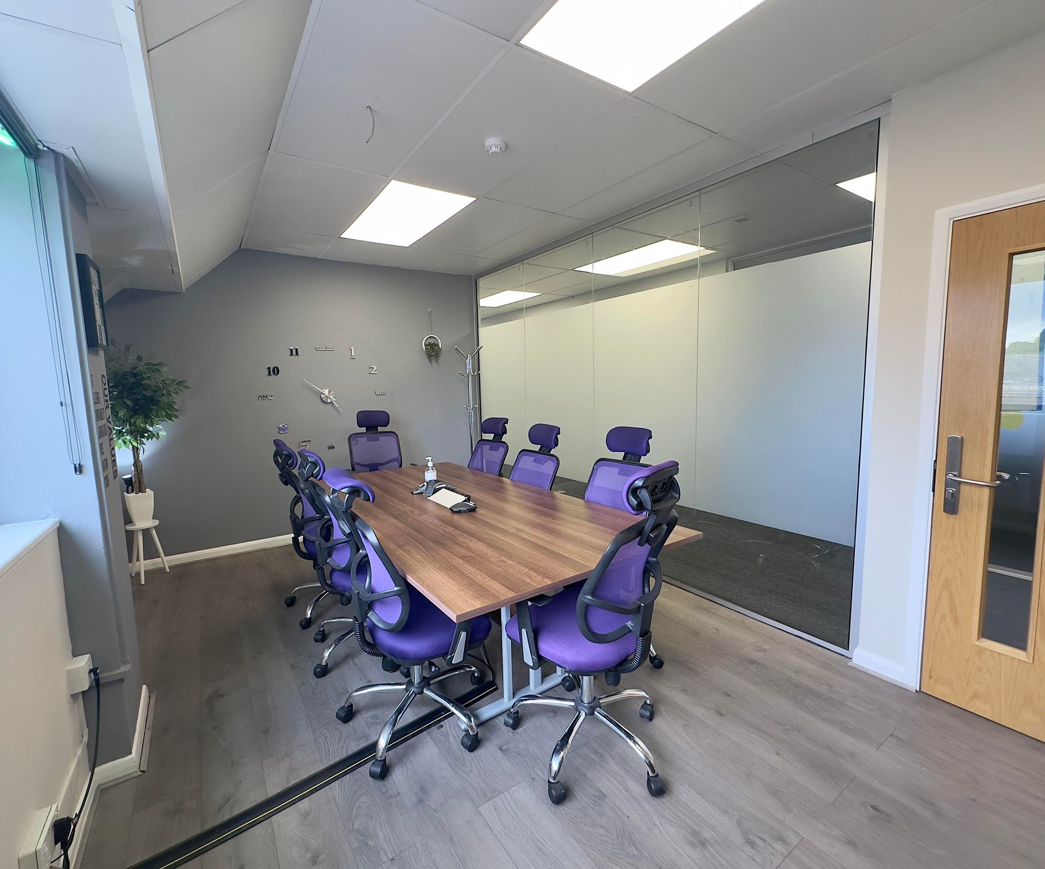 9 Person Private Office at 21-23 Castle Gate, Nottingham | Office Hub