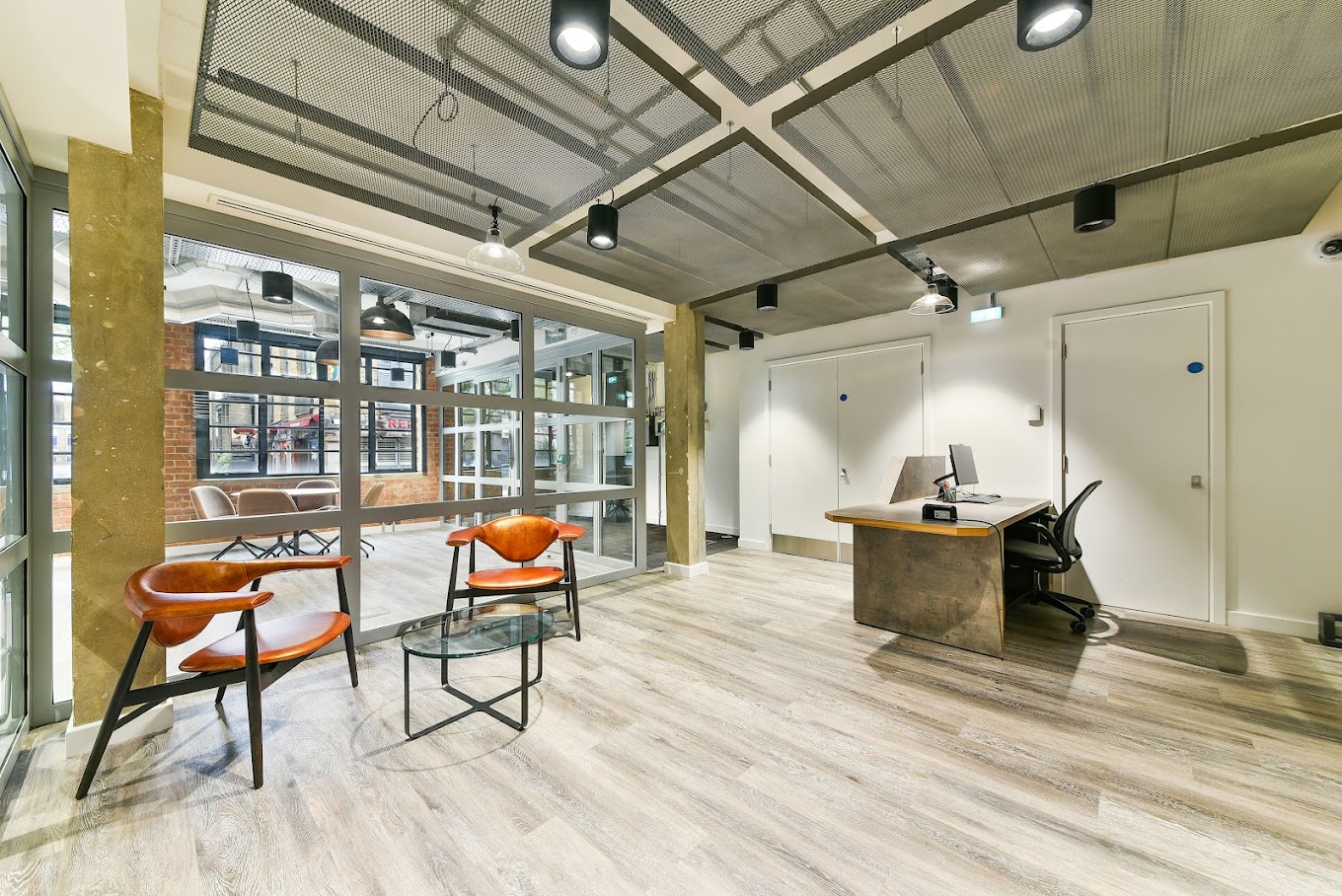 18 Person Enterprise Office at 43-44 Hoxton Square, Shoreditch | Office Hub