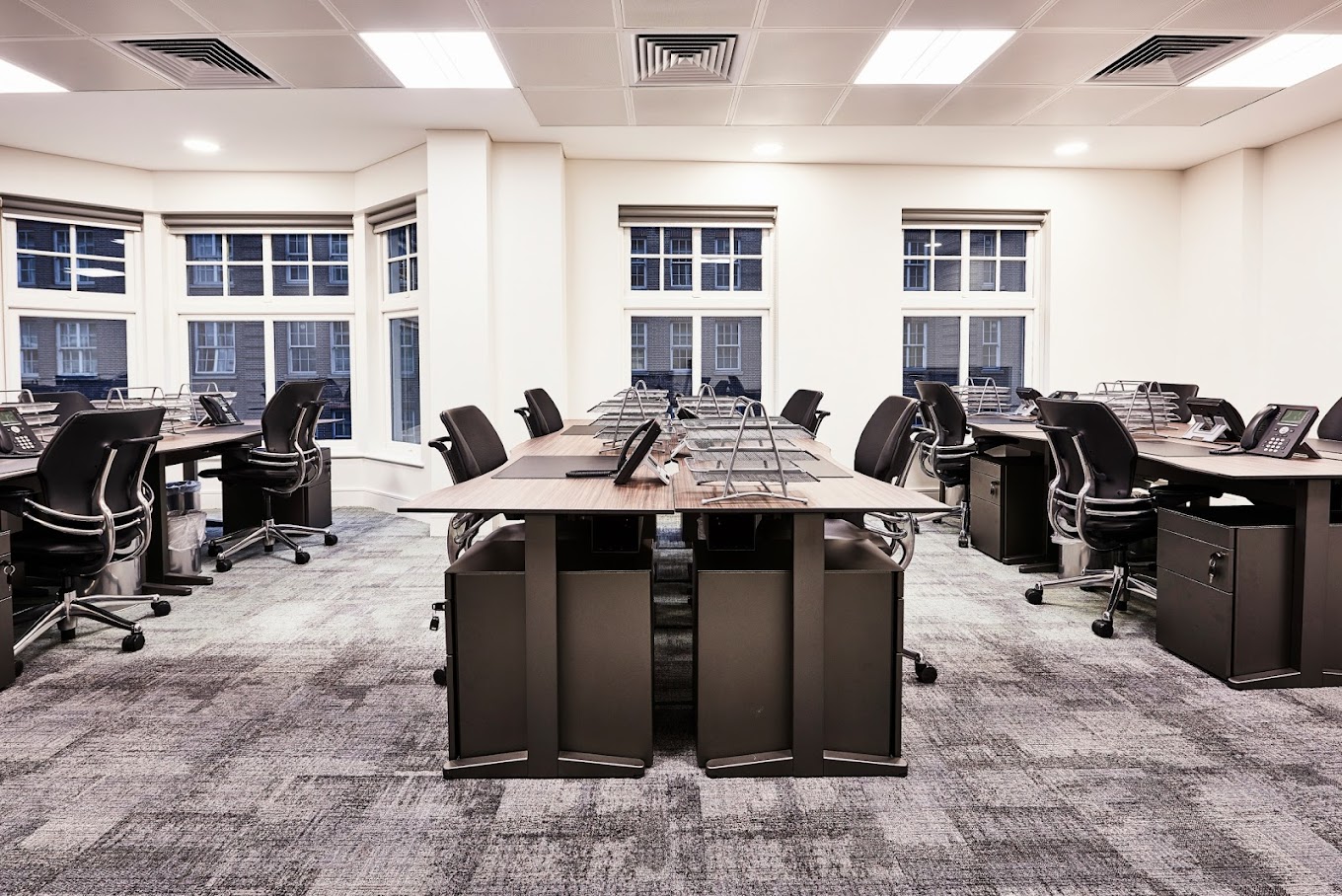 6 Person Private Office at 16 Berkeley Street, Mayfair | Office Hub