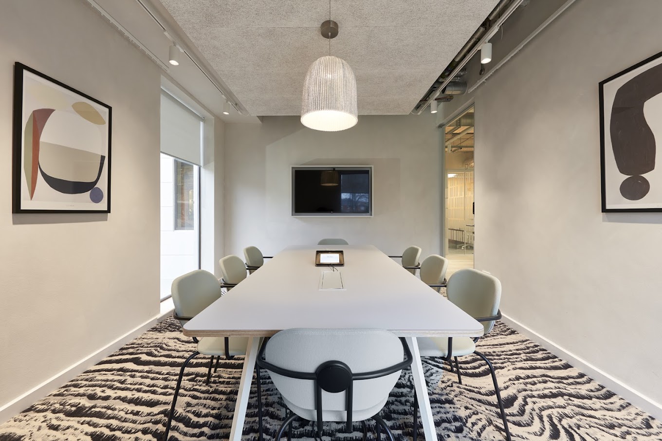 8 Person Private Office at 1 Grosvenor Square, Southampton | Office Hub