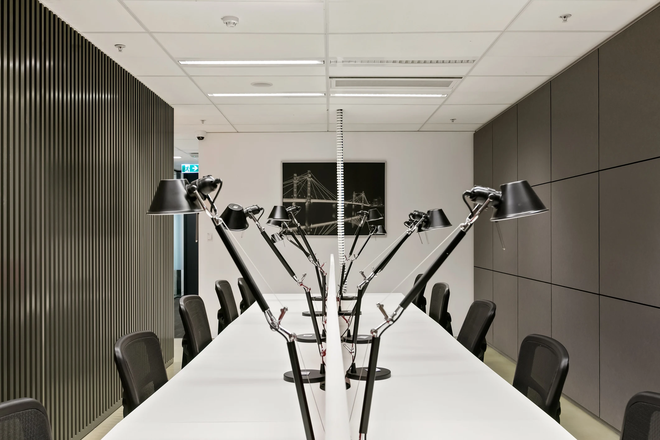 5 Person Private Office at 20 Bond Street, Sydney | Office Hub