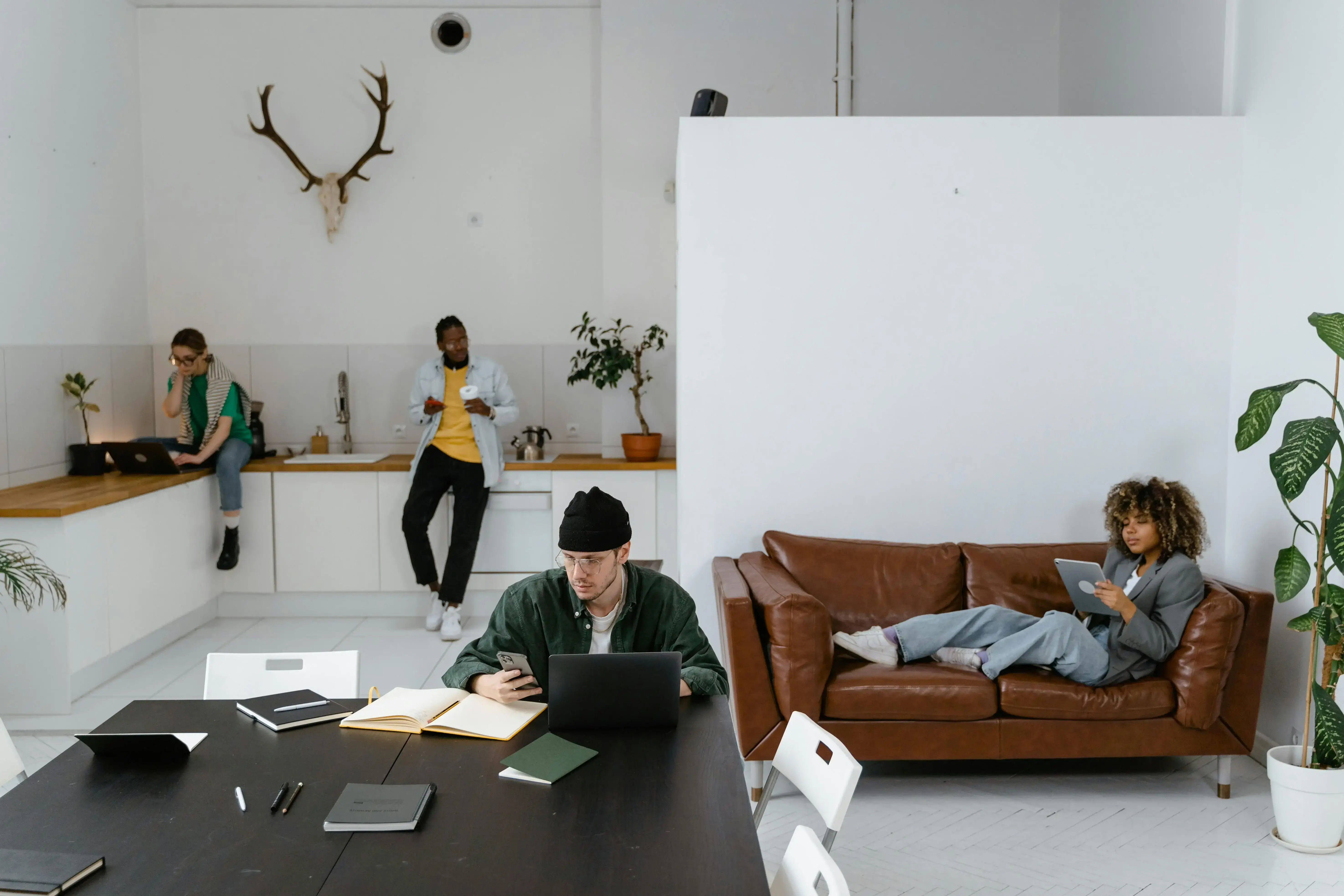 Pros of In-Person Work and Coworking Spaces: Expert Advice